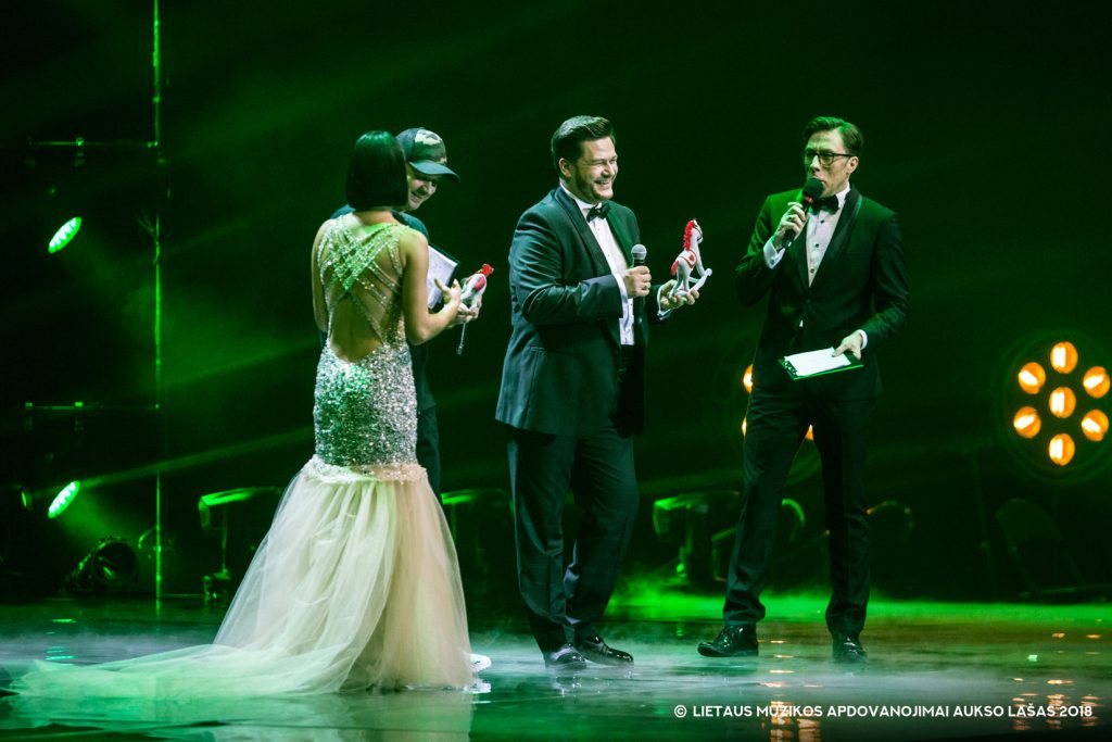 87 | Radijo stotis Lietus